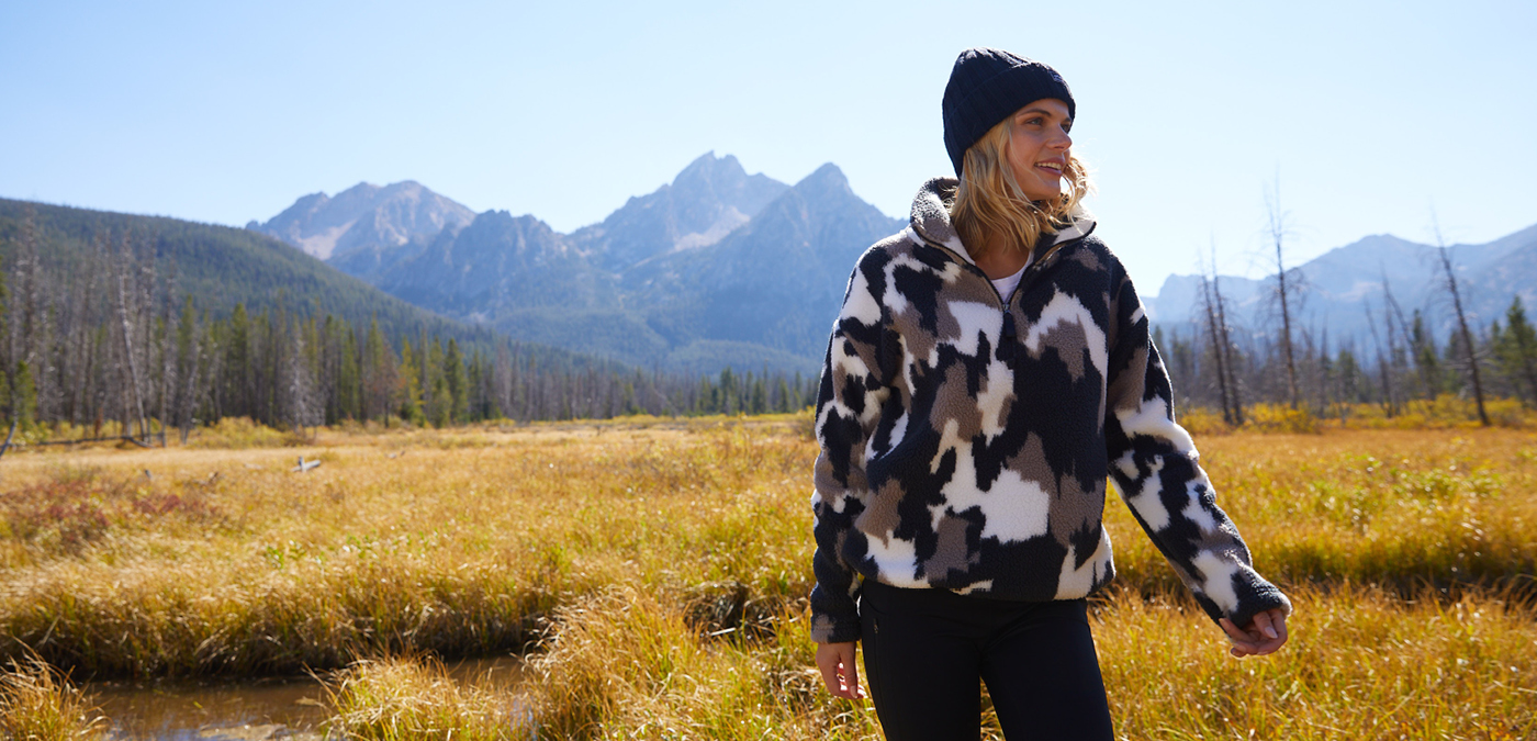 Different Types of Women’s Fleece Tops - Eddiebauer